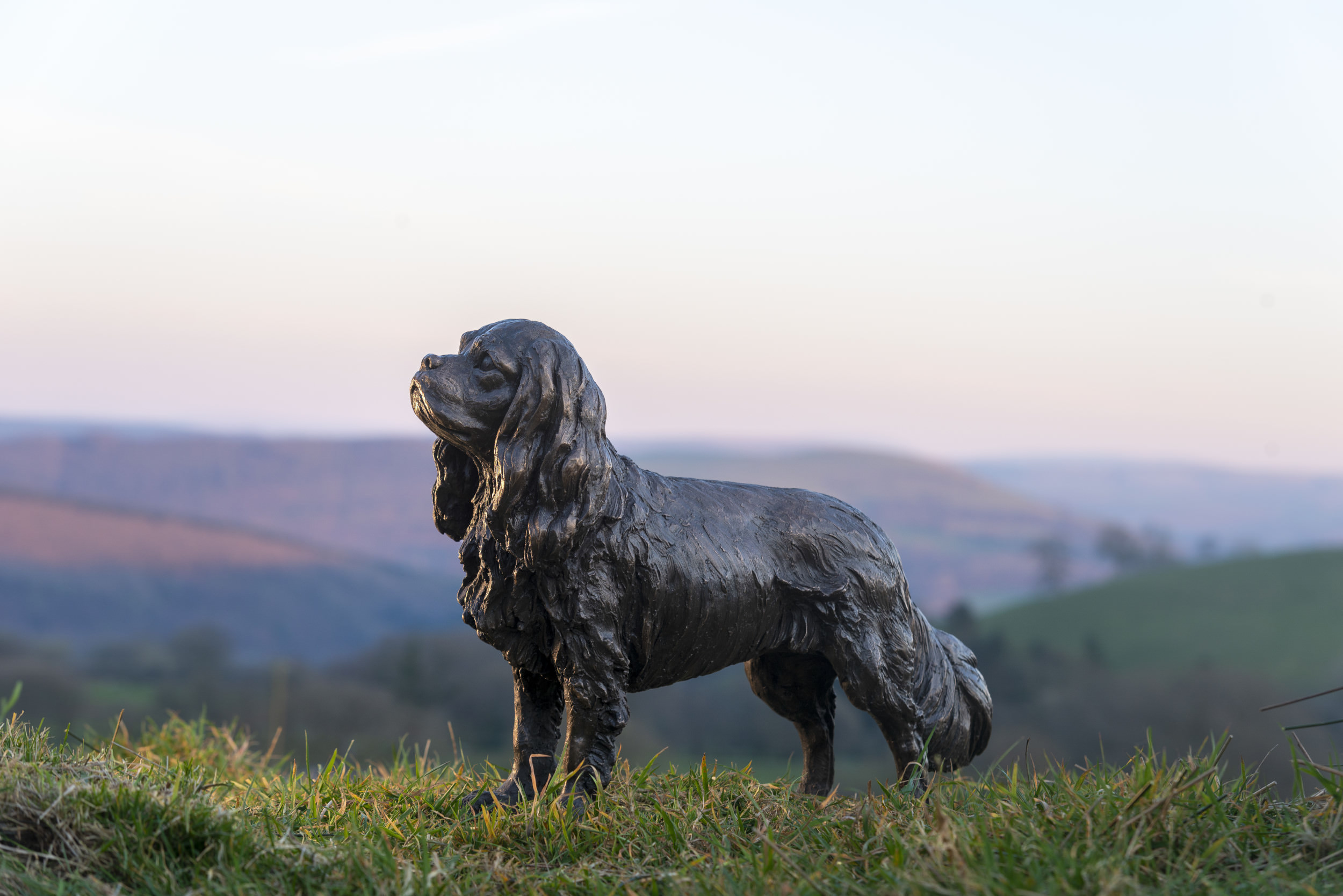 STANDING KING CHARLES CAVALIER SPANIEL SCULPTURE | Tanya Russell
