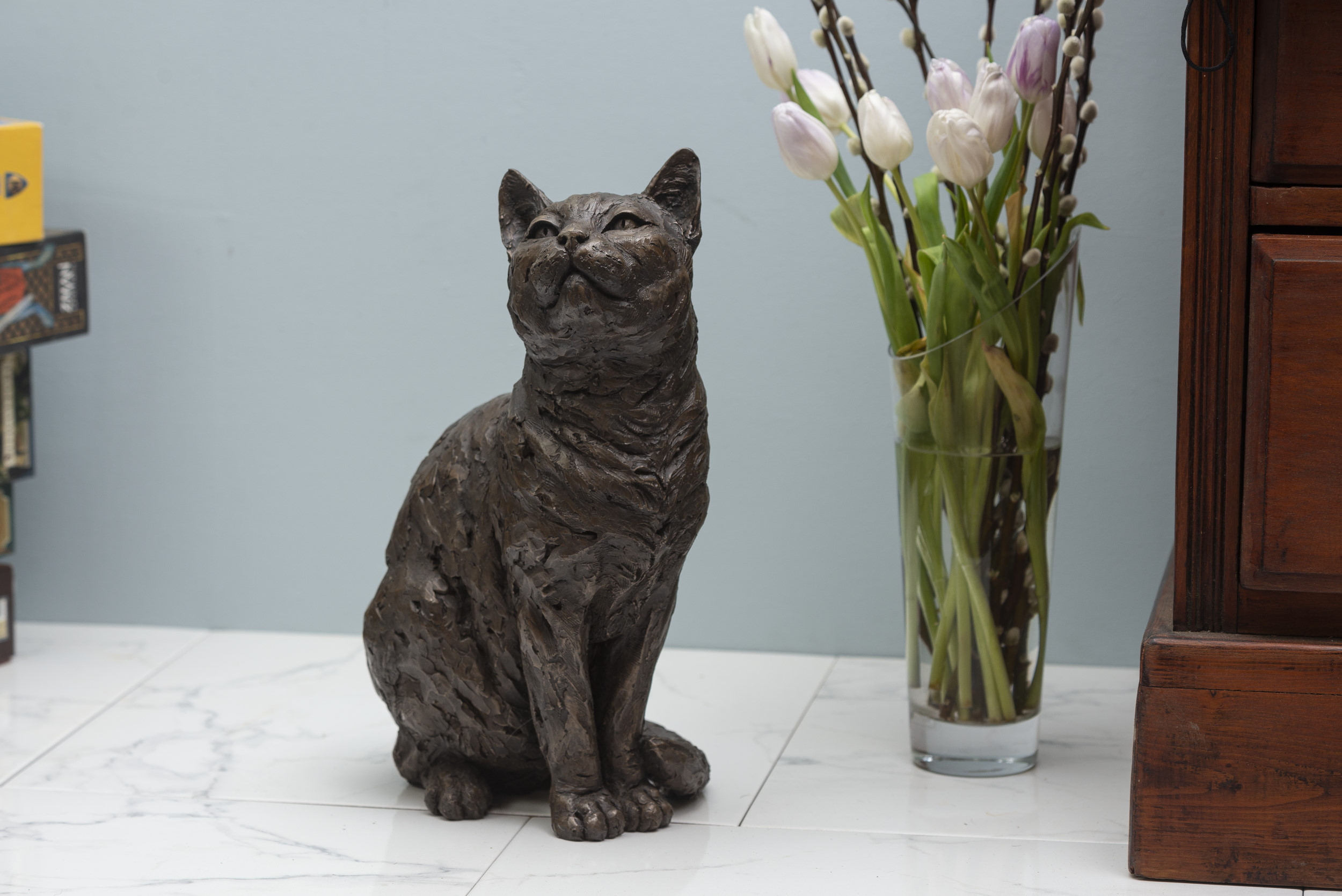 Sitting Life-Size Cat Sculpture | Bronze Cat Statue | Cat Ornament