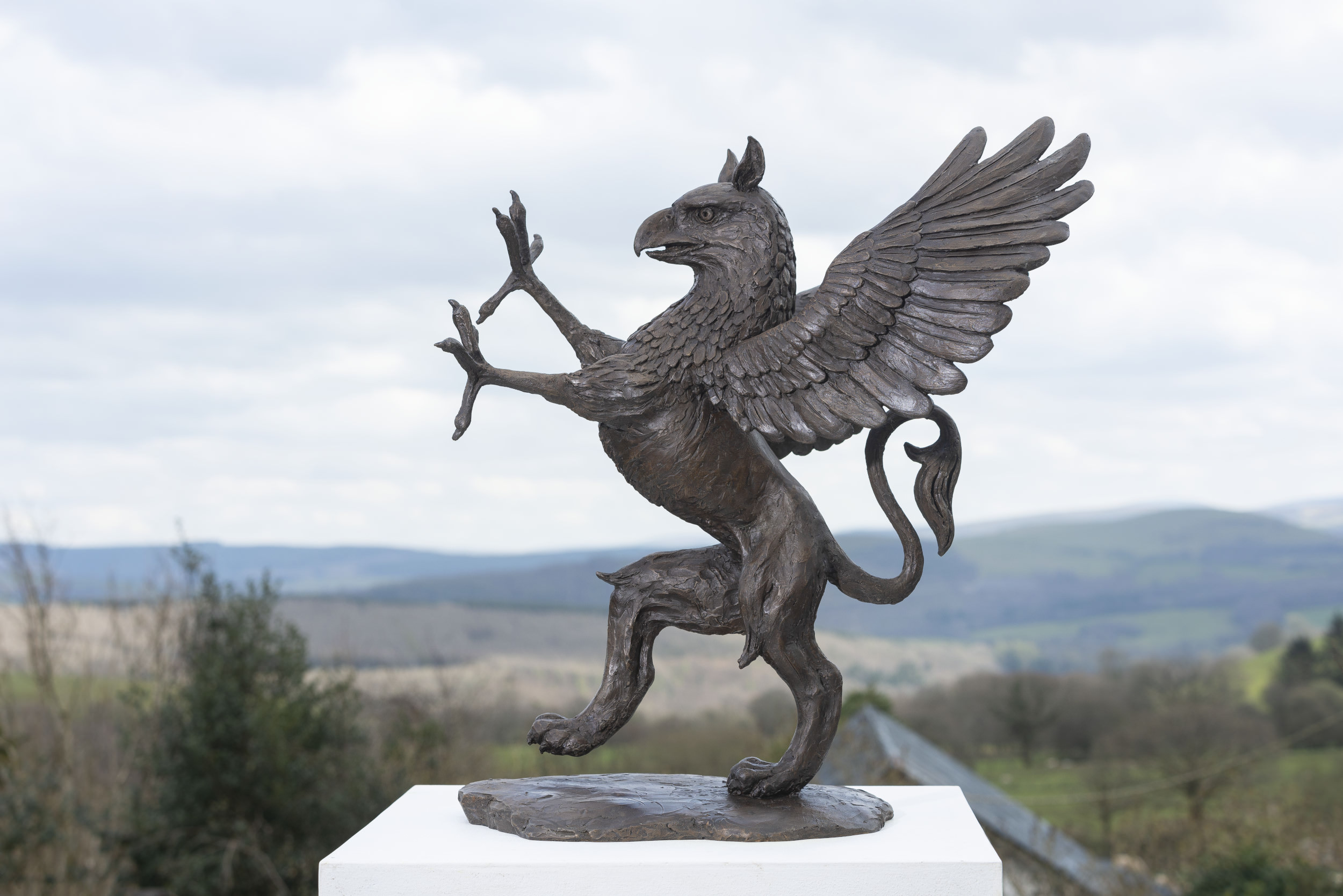 Griffon Sculpture Mythology Griffin Griffon Lion Eagle Statue Viking