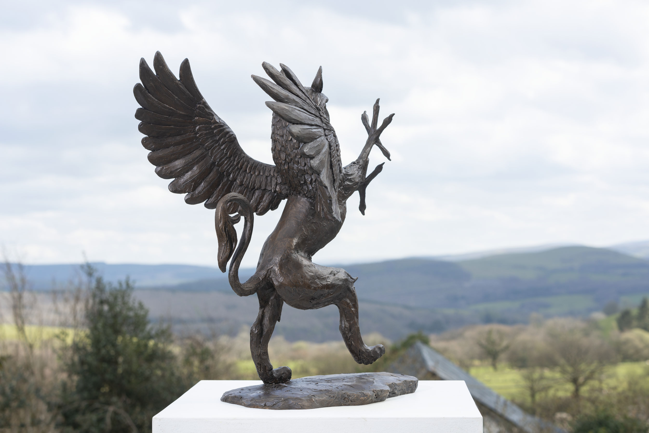 Heraldic Griffin Rampant Sculpture | Bronze Griffin Statue | Outdoor ...