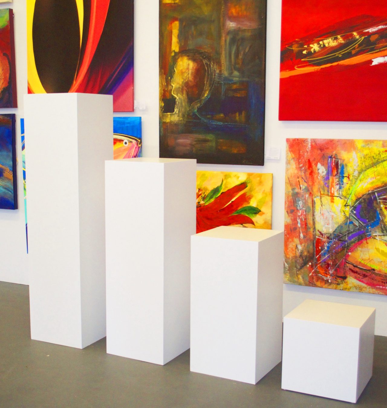 Sculpture plinths, pedestals and columns for statues - Tanya Russell